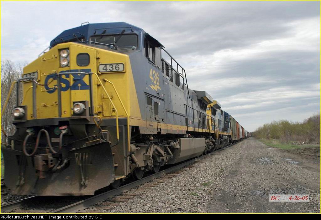 CSX 436 @ Central Av. 04/26/2005